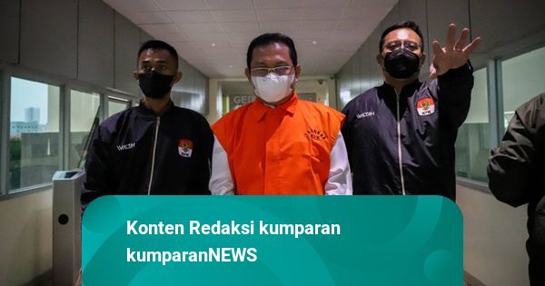 KPK Periksa Istri dan Anak Sekretaris MA Hasbi Hasan | kumparan.com KPK Periksa Istri dan Anak Sekretaris MA Hasbi Hasan | kumparan.com